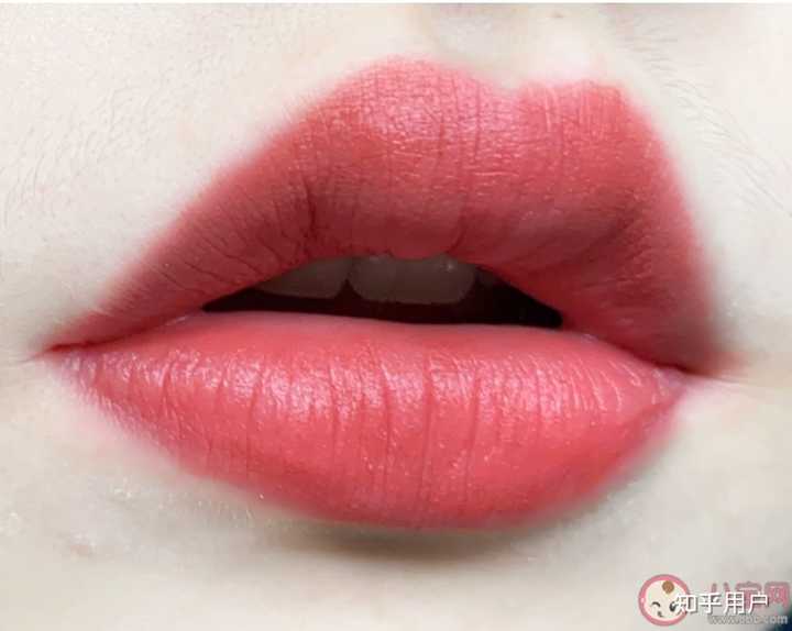 白皮更适合mac923（stay curious）还是520（see sheer）？ - 知乎