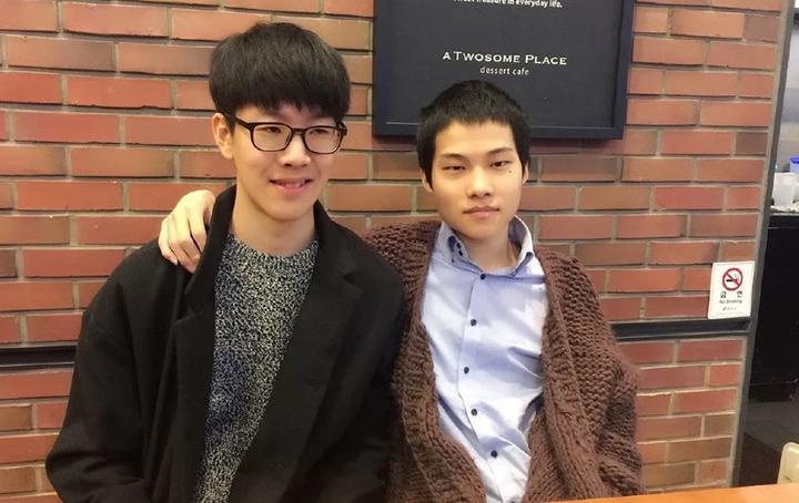 DOPA直播下跪，感谢中国观众！八年主播生涯结束，Miya泪洒直播间 - 知乎