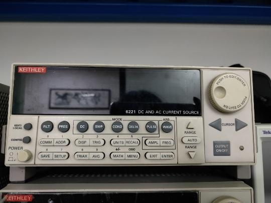 KEITHLEY6221型交流和直流电流源 - 知乎