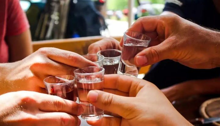 中秋将至，这几款好喝不贵的白酒可以囤一下 - 知乎