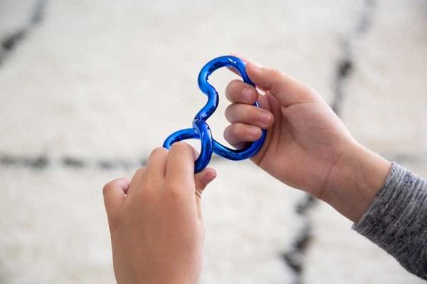 找一个tangle玩具拆了再重新装上 - 知乎