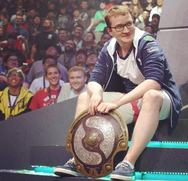 MATUMBAMAN——默默付出到悲情离开，能否在Ti上王者归来! - 知乎